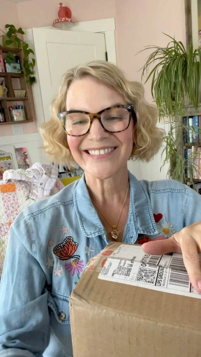 Quick Links | Kelly Rae Roberts